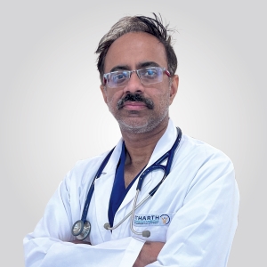Dr Abhishek Bansal | Top Pulmonologist and Critical Care specialist | Yatharth Hospital